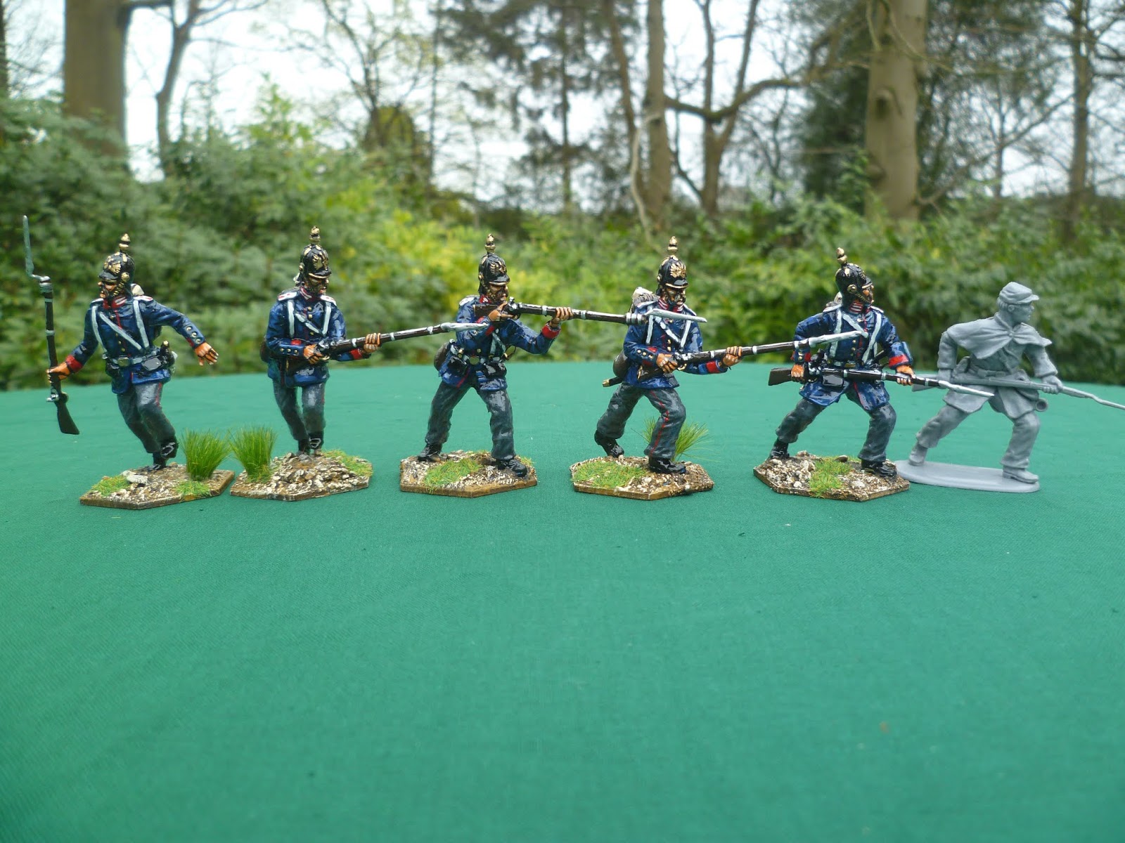 Towards a 54mm Waterloo Wargame: Figure conversion details