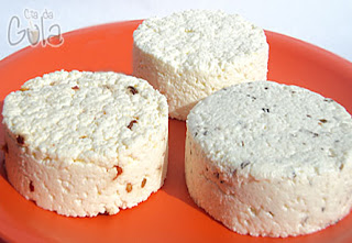 Delícias do Dia-a-Dia: RICOTA CASEIRA