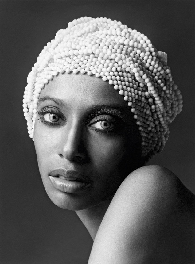 DONYALE LUNA: THE WORLD`S FIRST BLACK SUPERMODEL AND THE FIRST TO GRACE ...