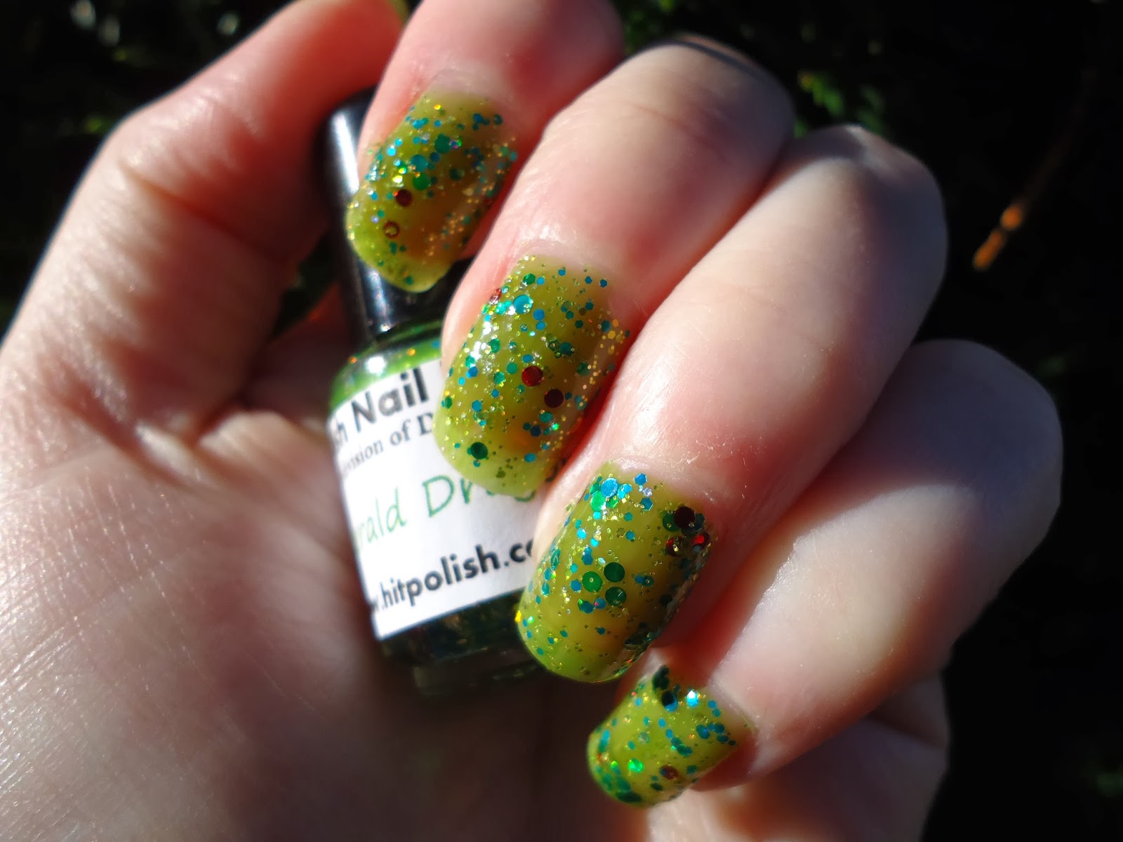 MsMidnightBlue's Glittery Shiny Bottles of Polish