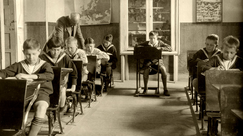 The Copycat Collector: COLLECTION #100: Vintage School Class Photos