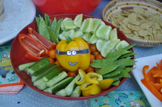 Random-osity: Minion Party Food