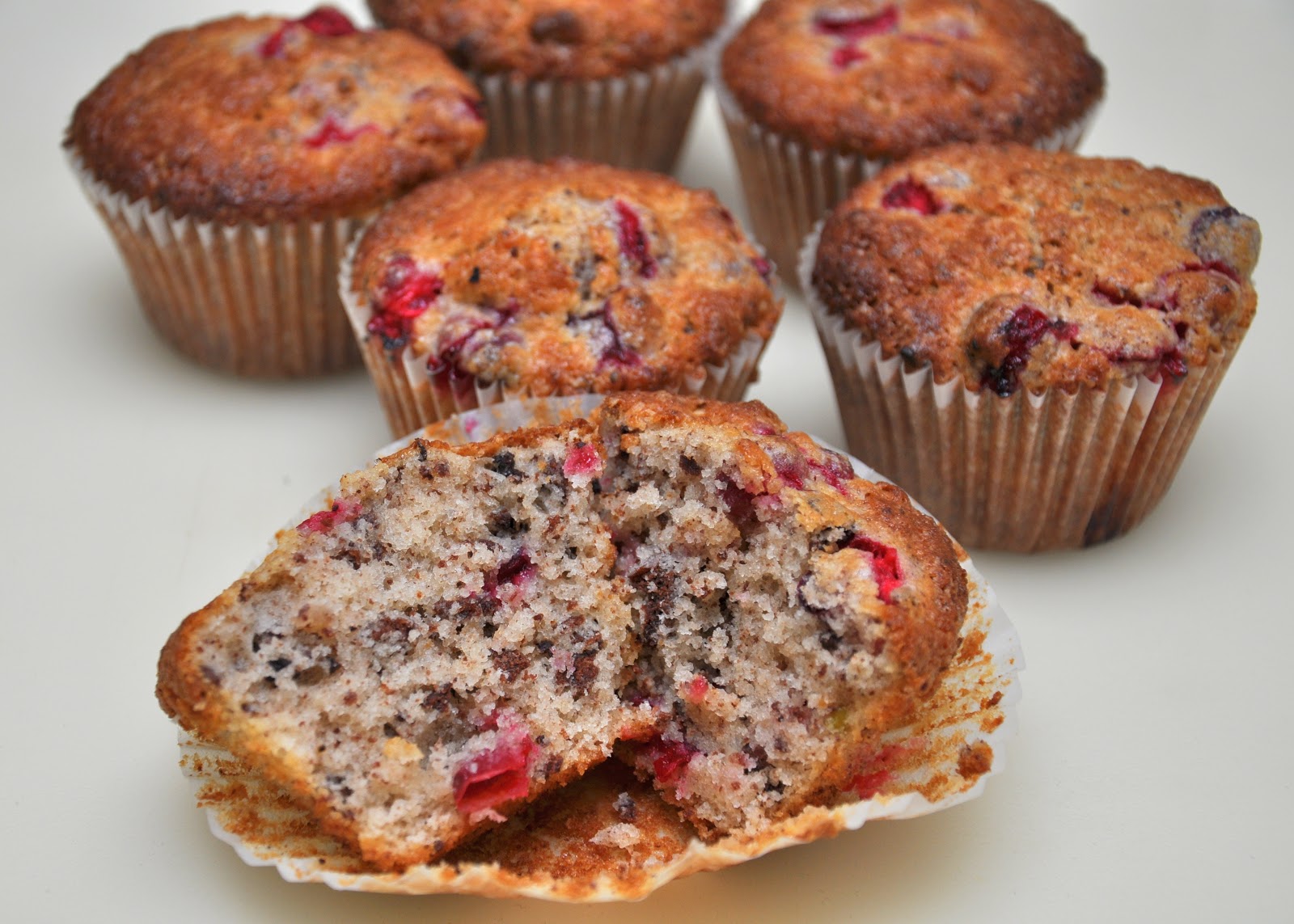 Kyoko.B bakes: Fresh Cranberry Muffins