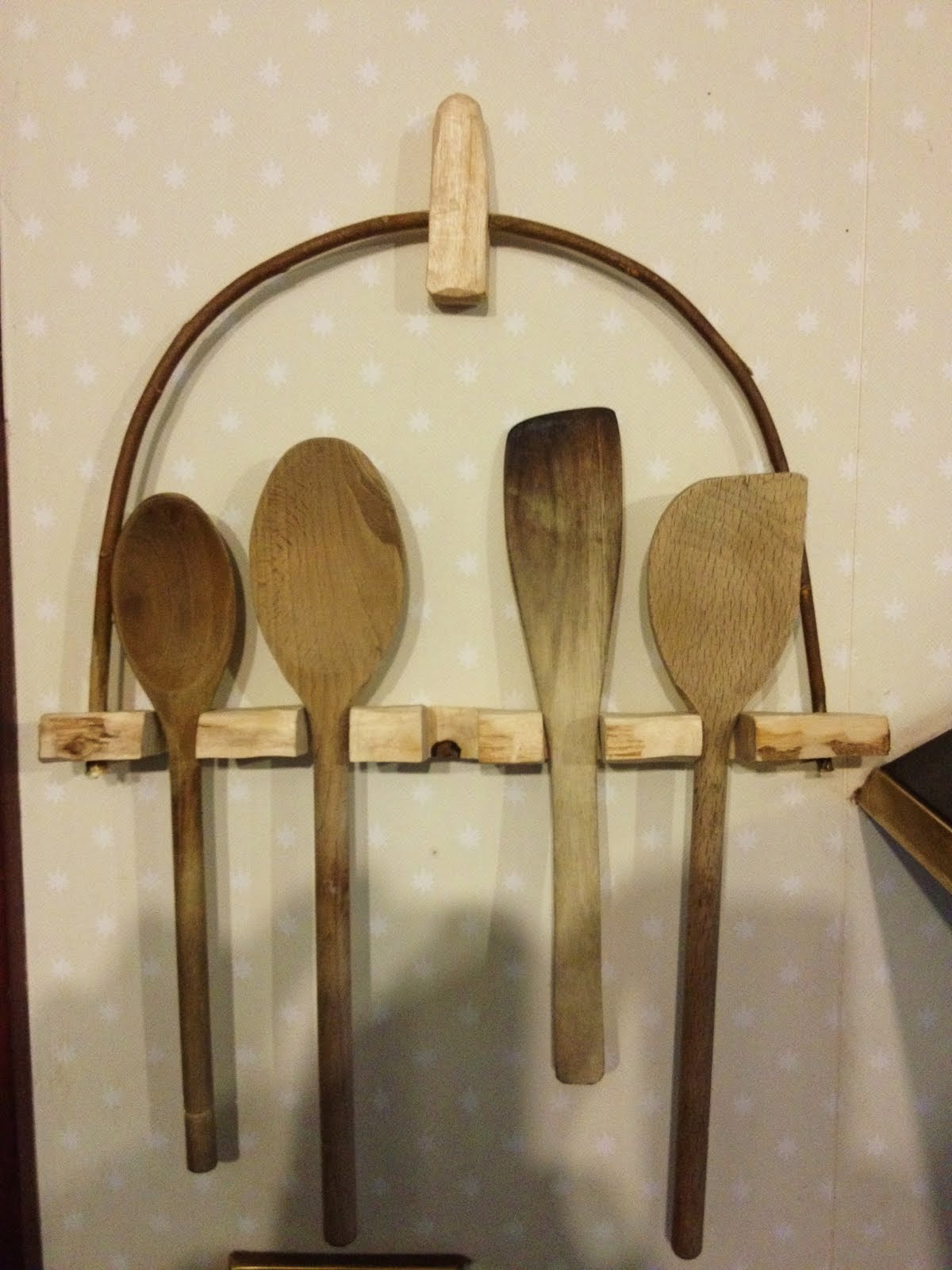 Simon Hill Green Wood Carving: Spoon rack
