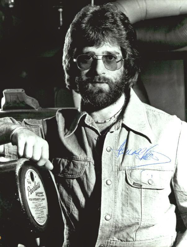 Roni & Nazareth: Darrell Sweet NazaretH