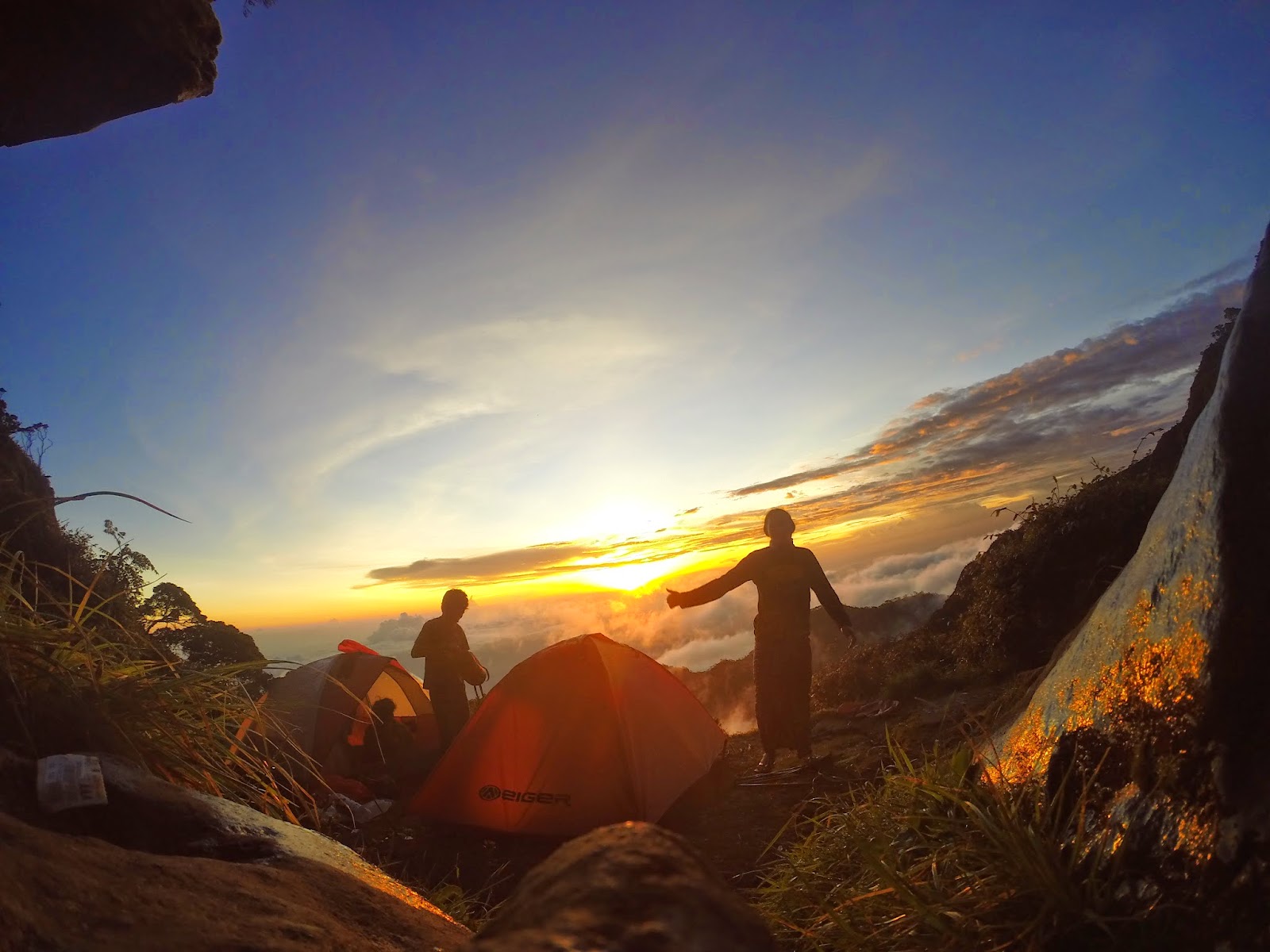 Mapala UMI: Pendakian Dua Puncak Lintas Bawakaraeng ke Lompobattang