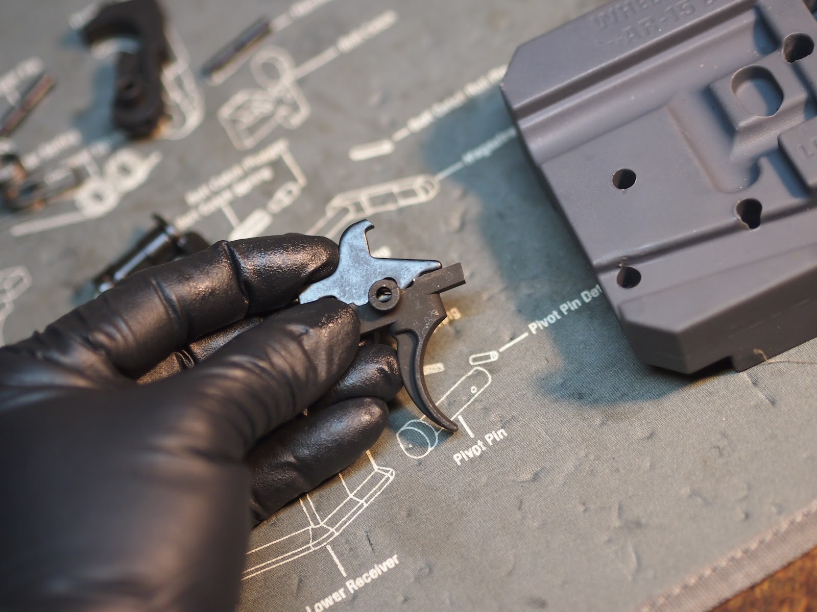 Mister Donut's Firearms Blog: C7 fixed carry handle build