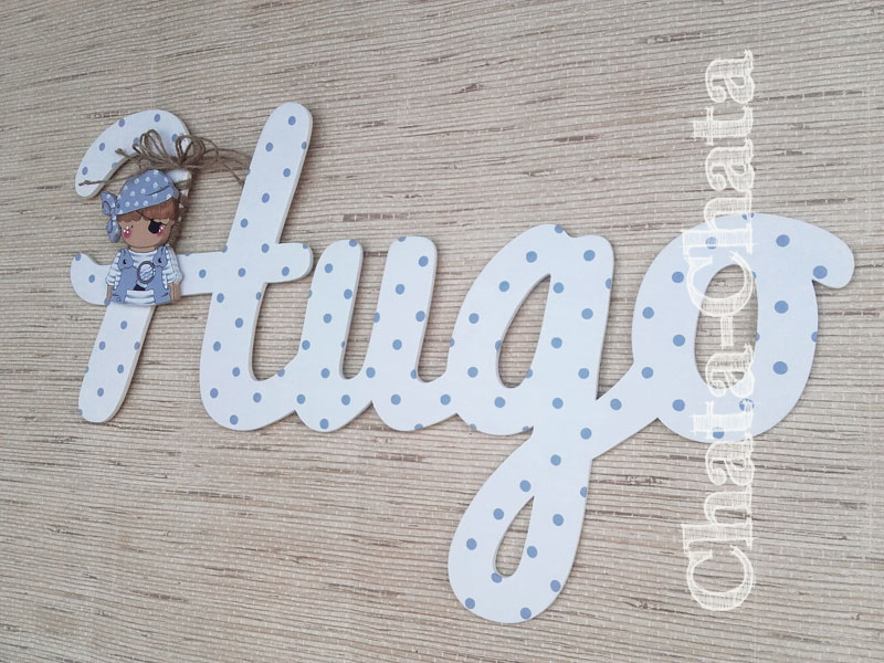 Chata-chata. Decoración infantil: LETRAS PARA "HUGO" PINTADAS EN BLANCO