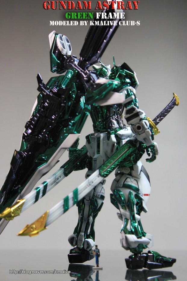Custom Build: MG 1/100 Gundam Astray "Green Frame"