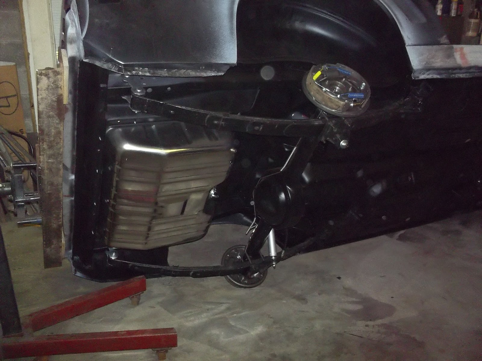 1969 Mustang Restoration: Pictures of the Painted Chassis