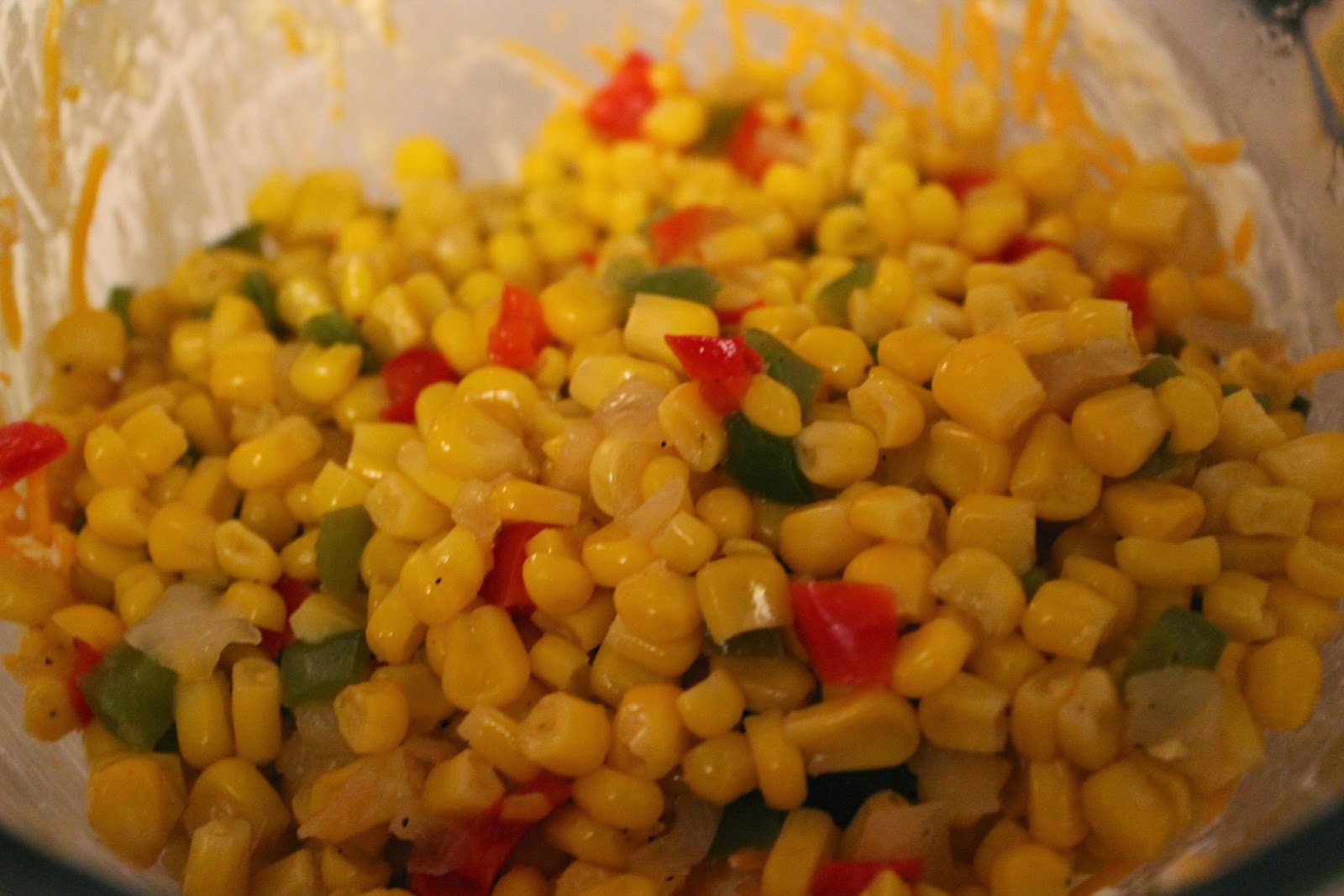 Sweet Tea and Cornbread: Cheesy Southwestern Corn Dip!
