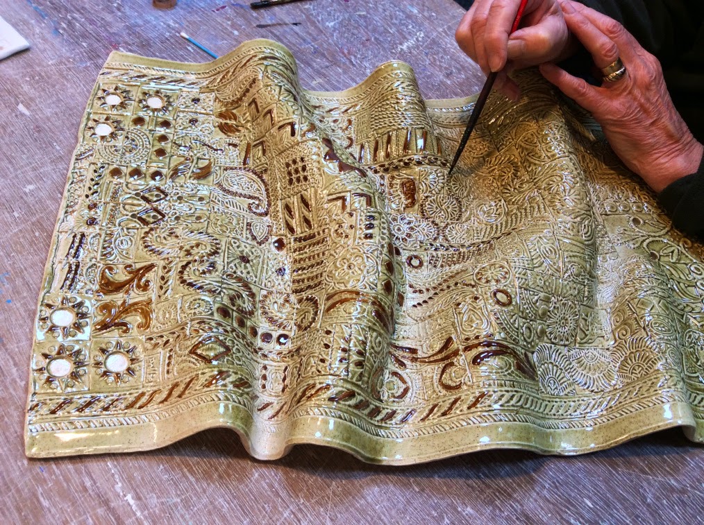 N e e d l e p r i n t: Textiles Making An Impression on Ceramics ...