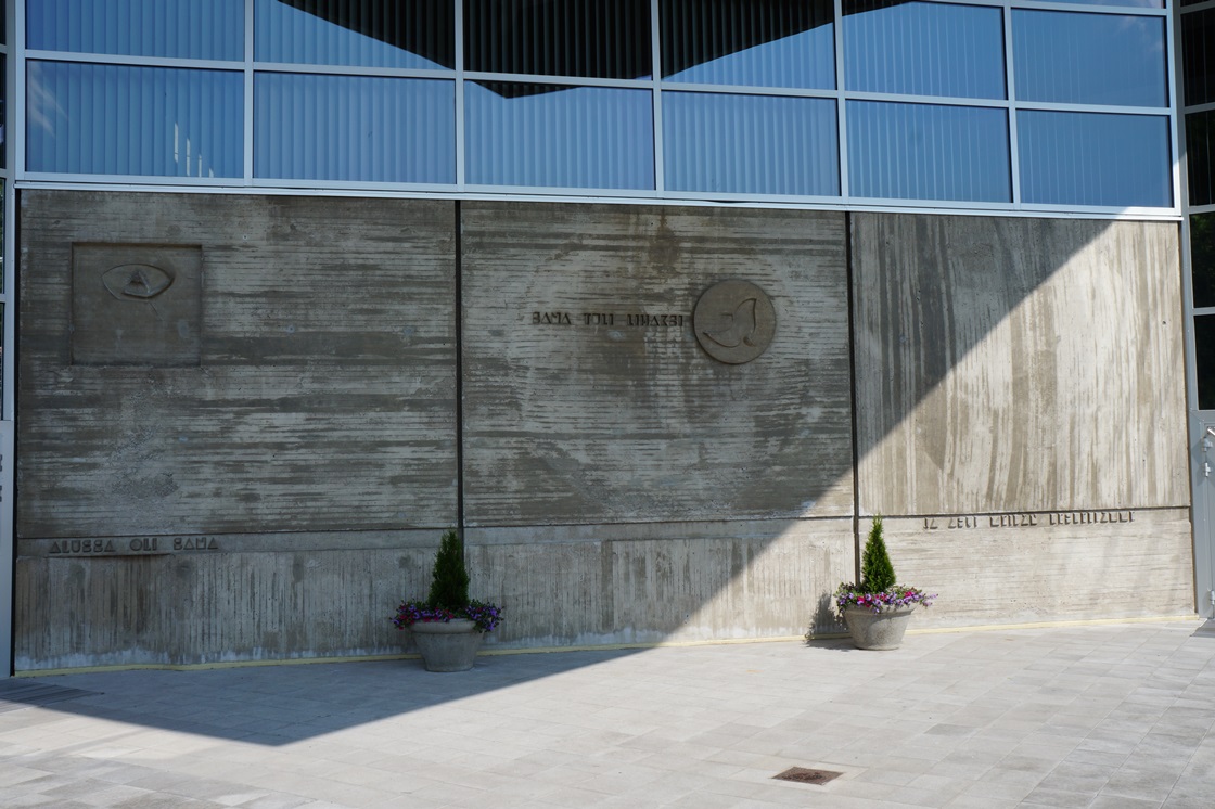 Pois työpöydältä: Remontoitu Alavan kirkko