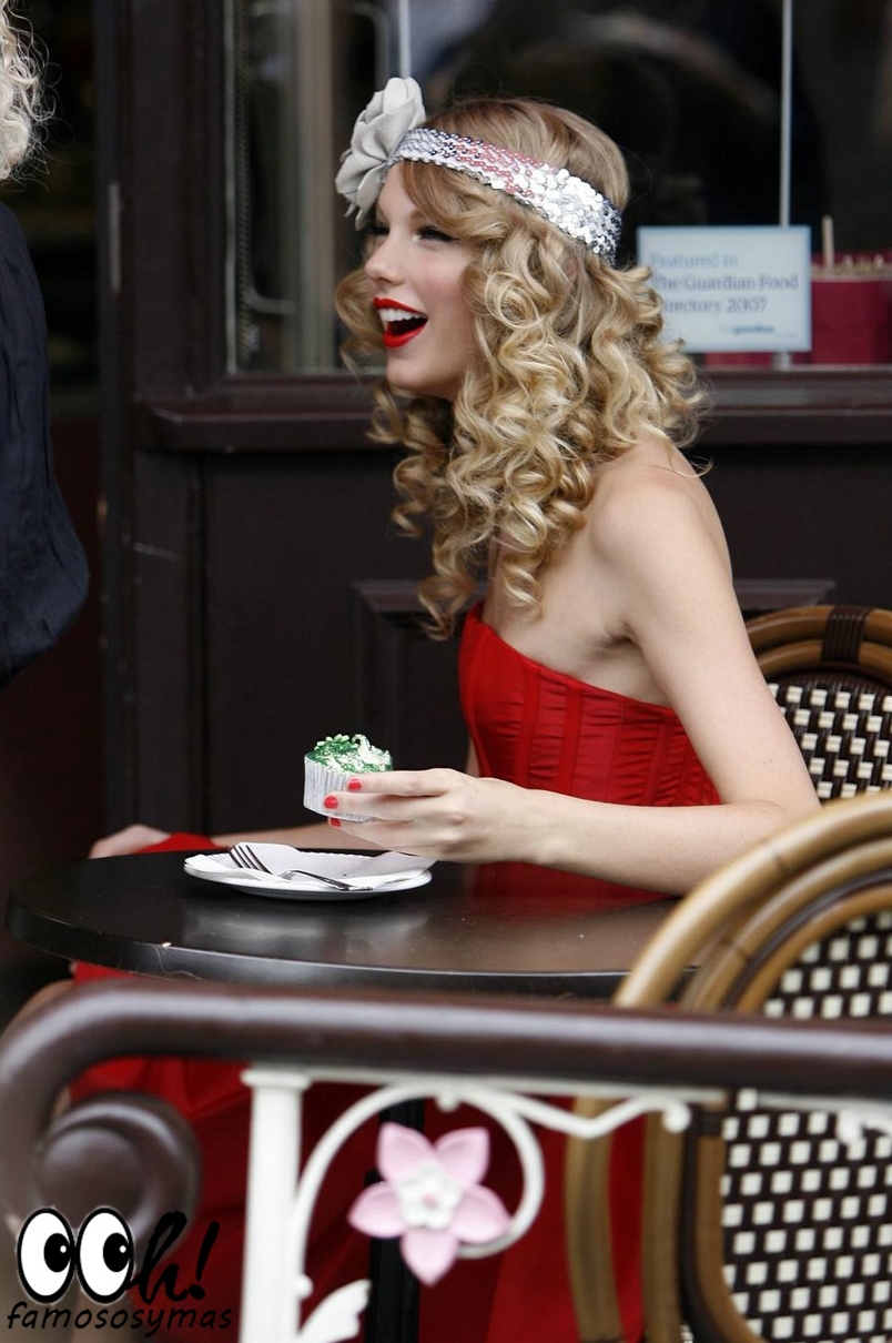 FAMOSOS&+: Taylor Swift: Nueva imagen de Coca-Cola Diet