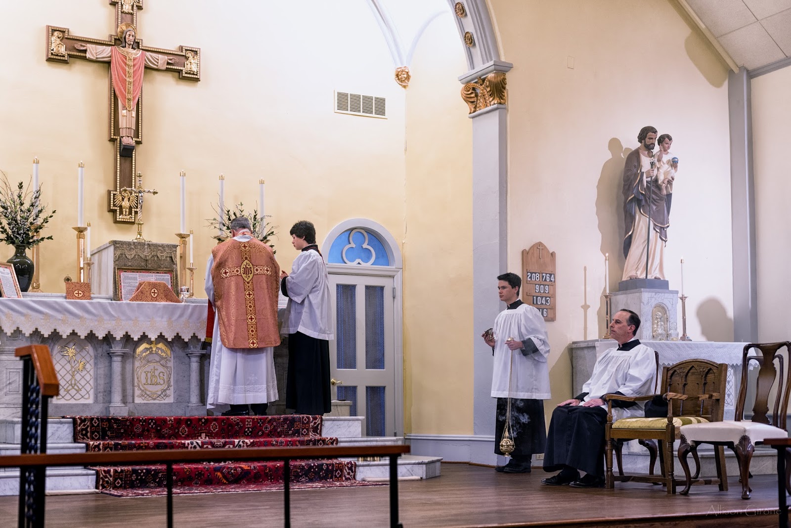 Laetare Sunday - 8 Photos & A Video from a Latin Mass - Totus Tuus ...