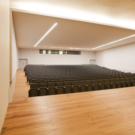 iarquitectos.es: UPV/EHU inaugura Bizkaia Aretoa, su nuevo paraninfo en ...