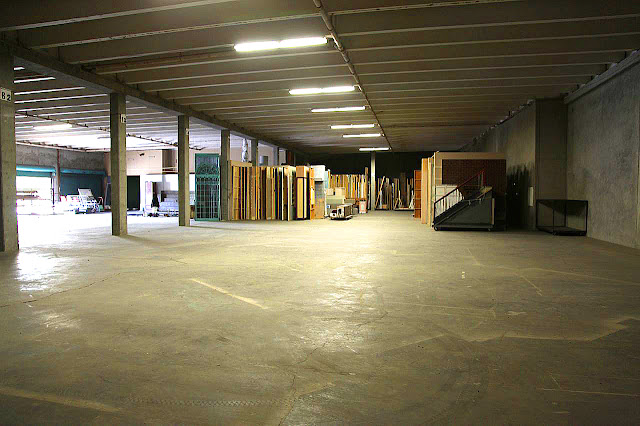 KEYSTONE ART SPACE: KEYSTONE warehouse available for filming