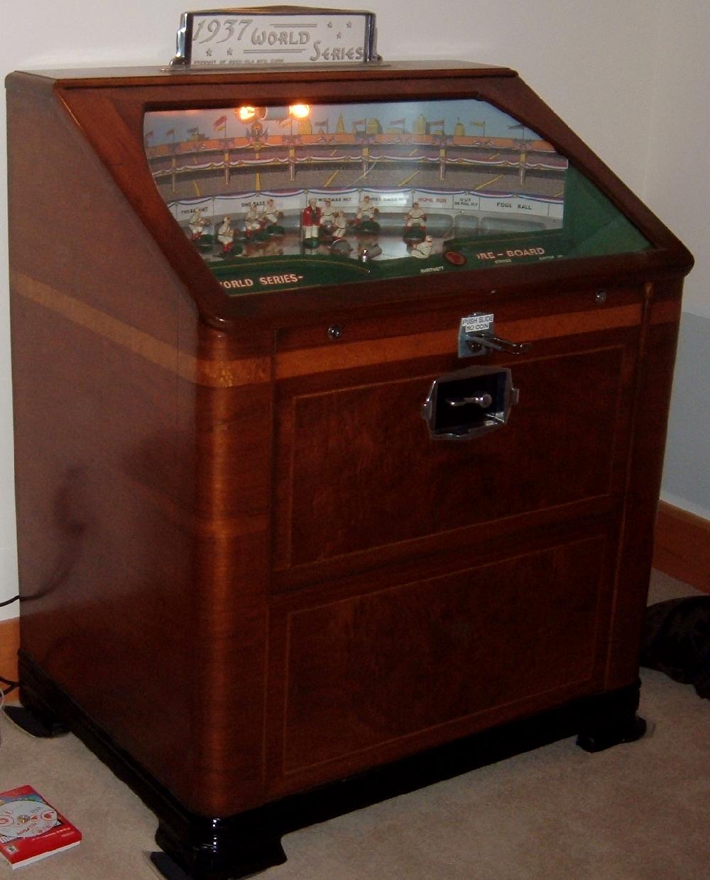 Dioramas and Clever Things: The beauty of vintage mechanical arcade games