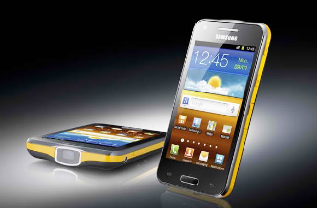 Samsung unveils Galaxy Beam, first smartphone with built-in HD Projector