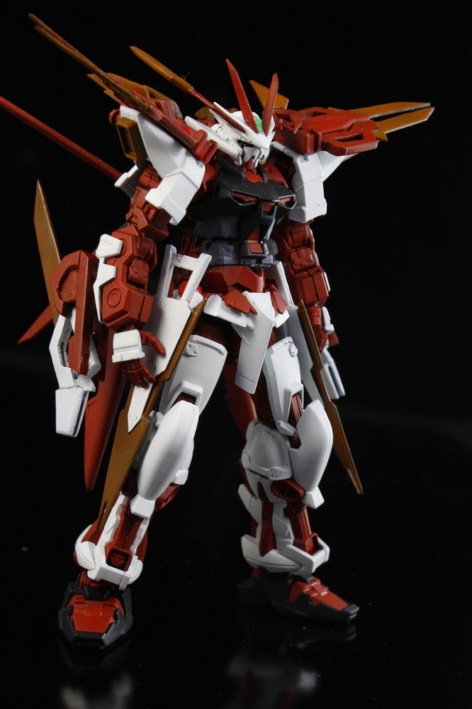 Custom Build: 1/144 Gundam Astray Red Frame D