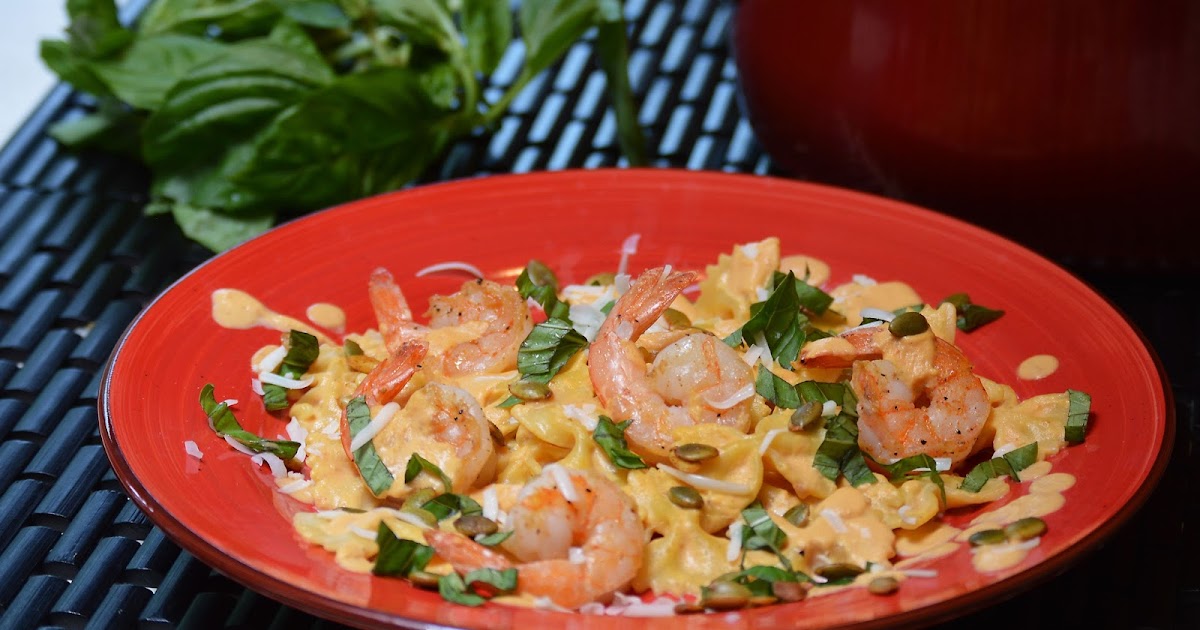 37 Cooks: Farfalle with Pumpkin Basil Cream and Grilled Shrimp