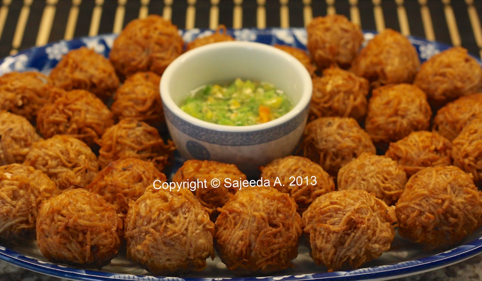 Cannelle et Cardamome : Gateau Arouille - Mauritian Taro Fritters