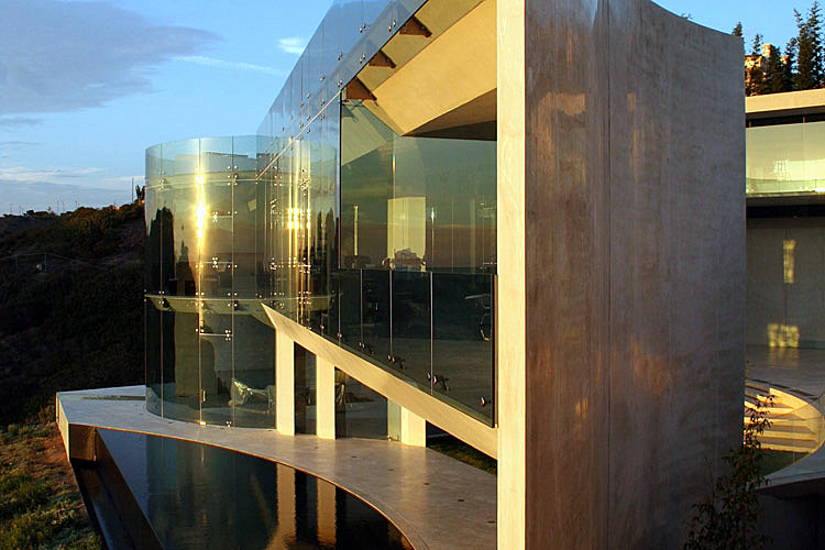 WORTH A MENTION: The Razor House In La Jolla, CA | THE AMERICAN MAN$ION