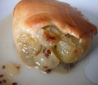 Bring back the bliss: Gooseberry cobbler - with frozen dough