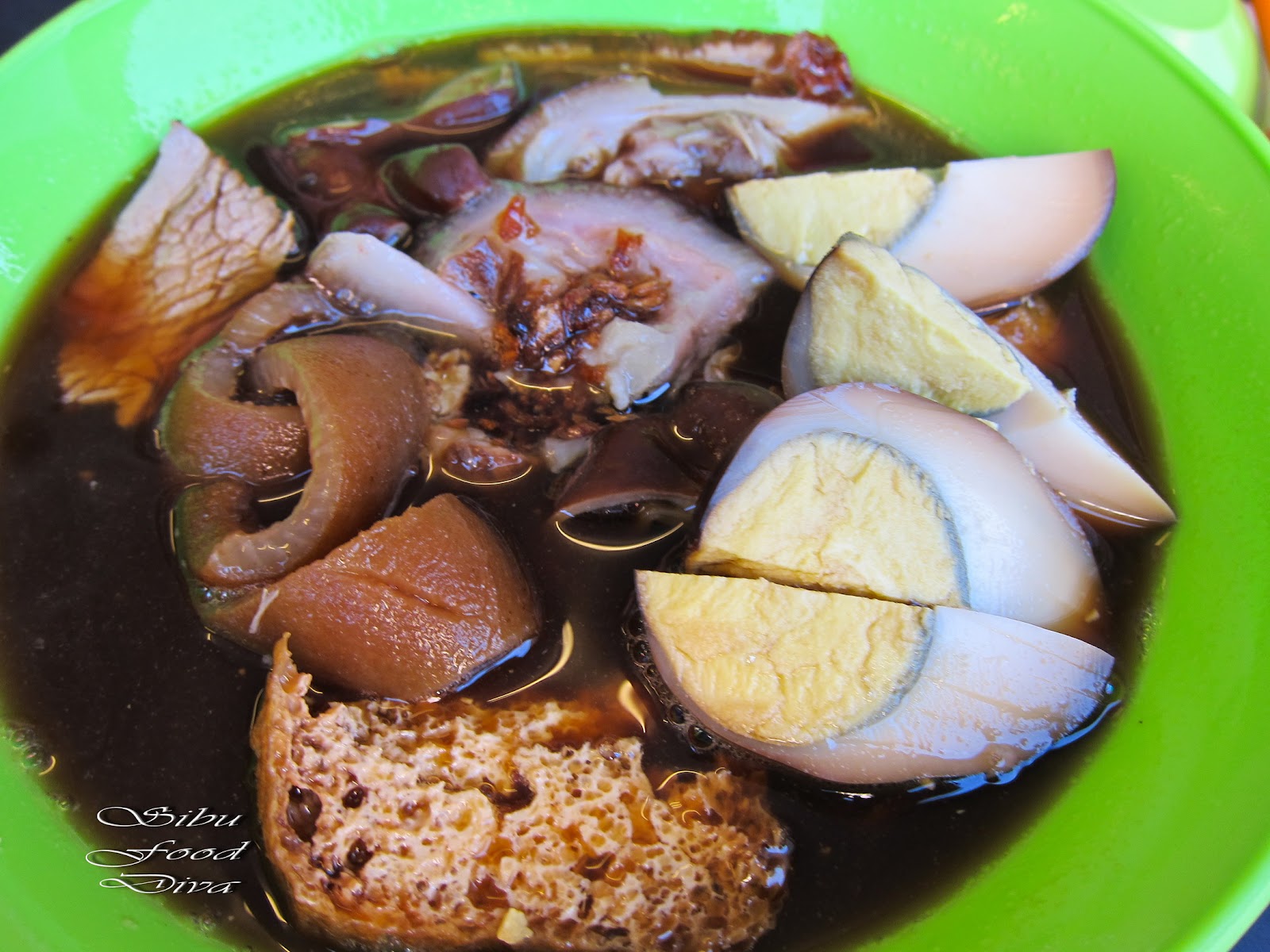 Sibu Food Diva: Kueh Chap at Lao Ya Keng, Carpenter Street, Kuching