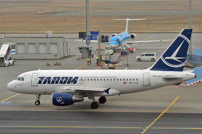 planepictures: Airbus A318