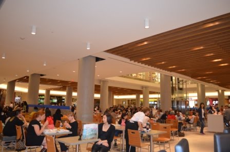 Teena in Toronto: Urban Eatery, The Eaton Centre, Toronto, ON