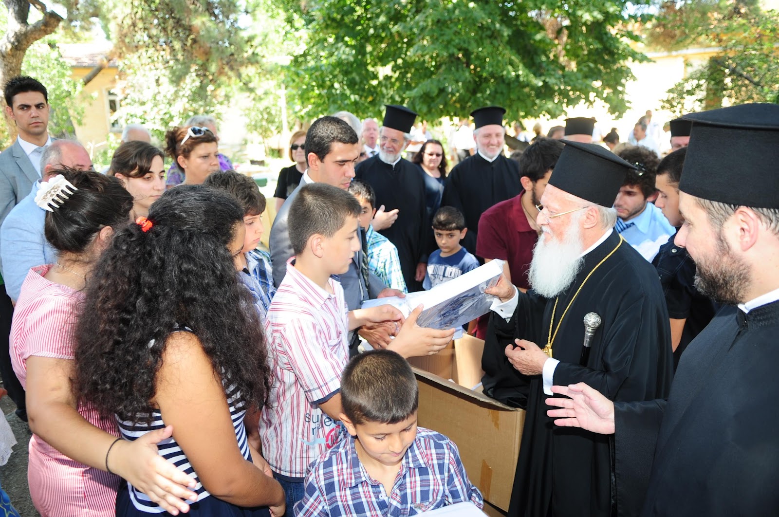 ΦΩΣ ΦΑΝΑΡΙΟΥ: Ο ΠΑΤΡΙΑΡΧΗΣ ΒΑΡΘΟΛΟΜΑΙΟΣ ΣΤΙΣ ΚΑΤΑΣΚΗΝΩΣΕΙΣ ΤΟΥ ...
