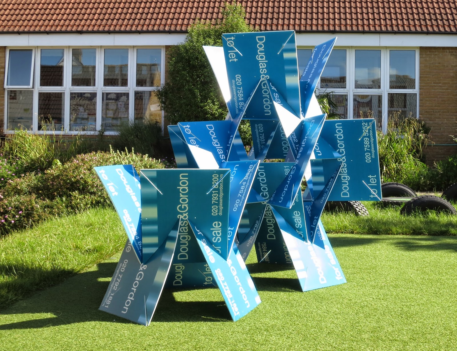 DesignBox Architecture: Team building with boards