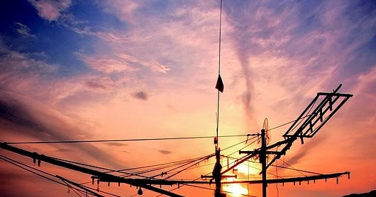 SENYUM YANG KEKAL OLEH KORRIE LAYUN RAMPAN - CANDU MEMBACA