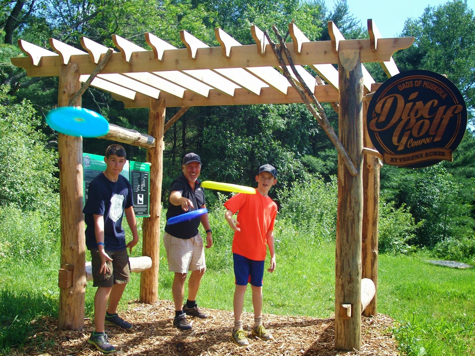 Muskoka Seasons: DISC GUYS