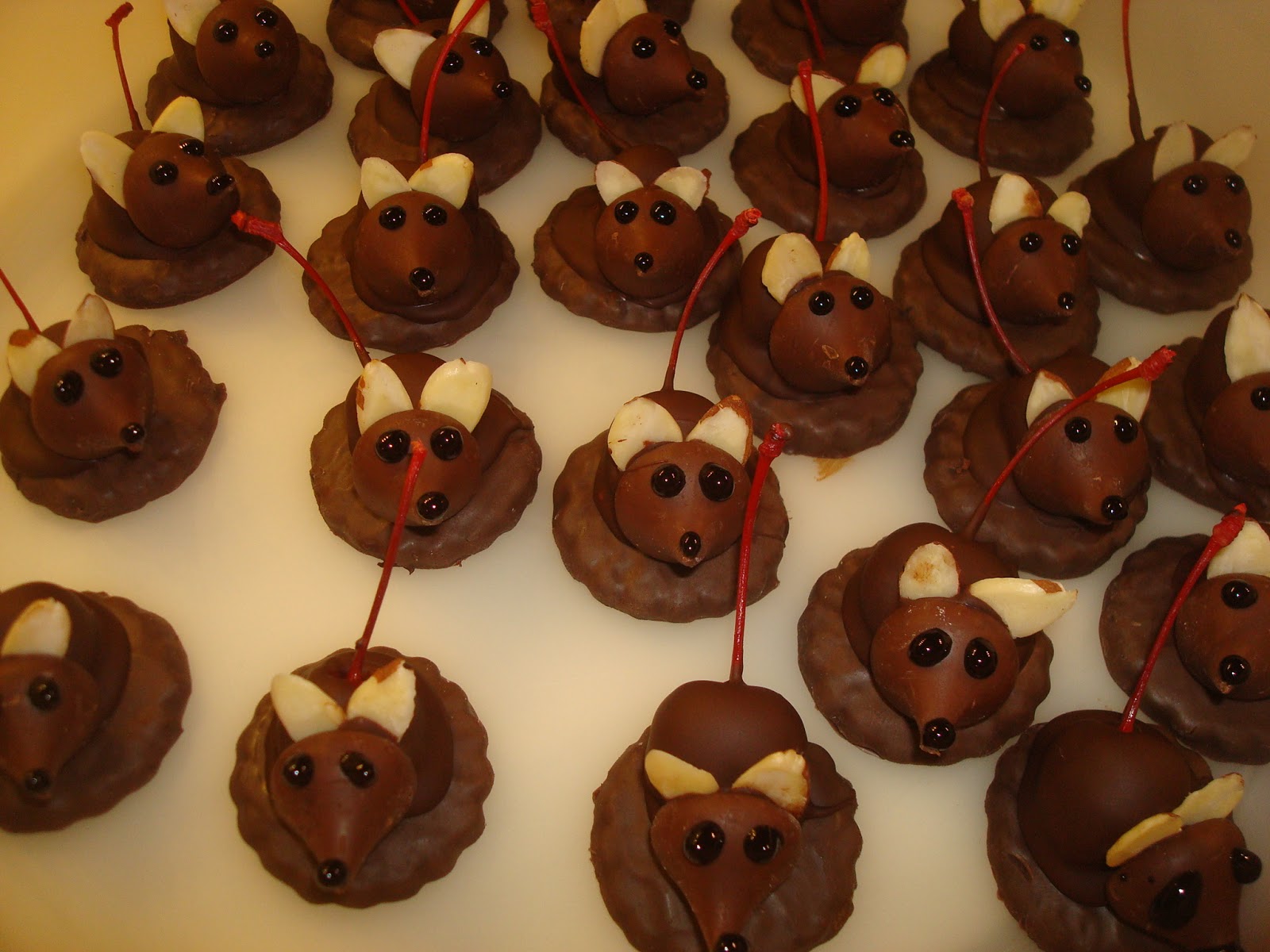 Simple and Southern: RAT COOKIES AKA: Christman Mice Cookies