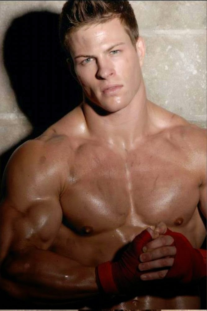 Daily Bodybuilding Motivation: MODEL STEFAN GATT