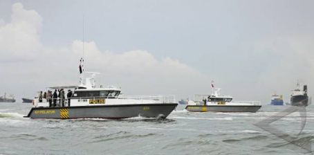 INDONESIA DEFENCE: ALUTSISTA UNTUK POLRI