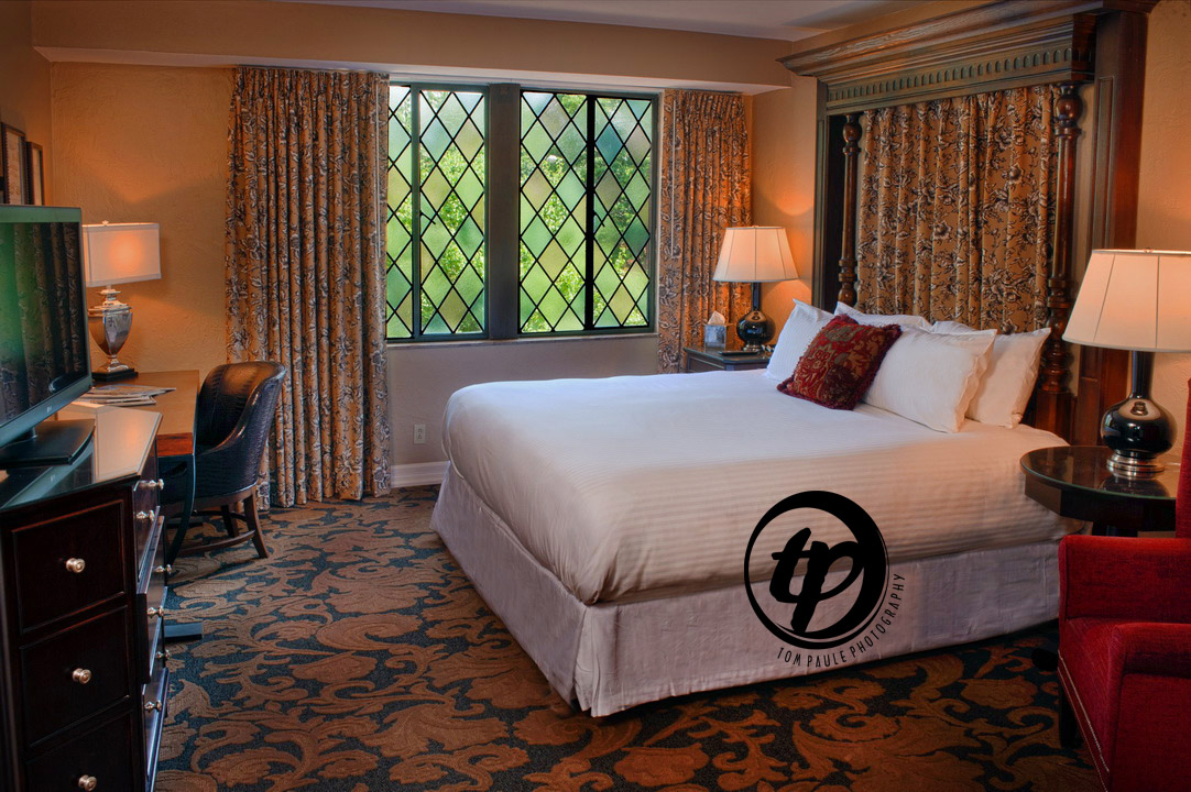 Tom Paule Photography Blog: The Cheshire Inn--- St. Louis