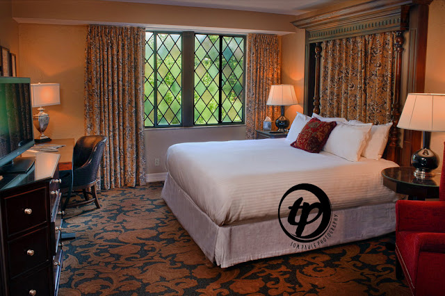 Tom Paule Photography Blog: The Cheshire Inn--- St. Louis