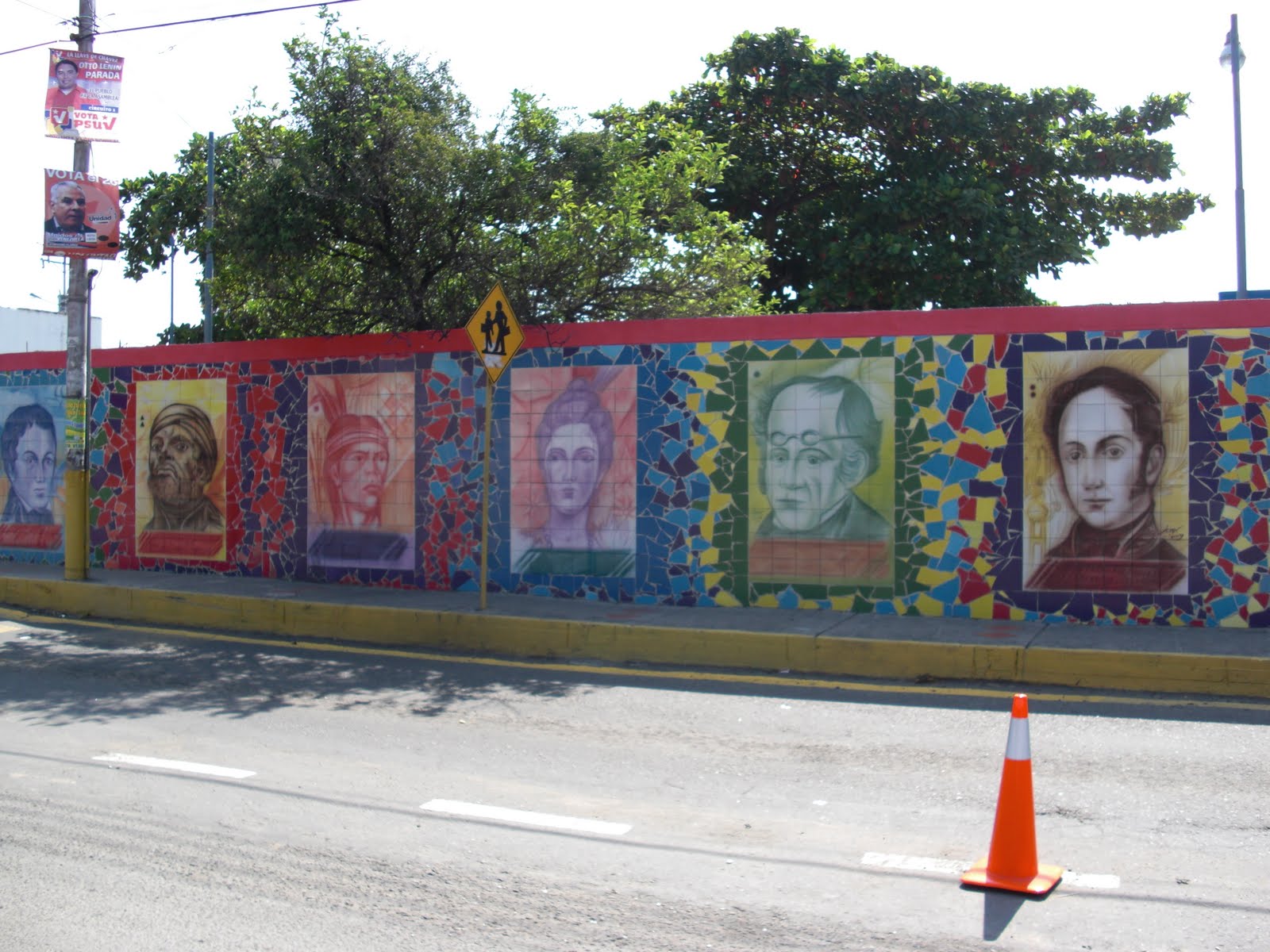 MURALES HISTORICOS: MURAL DE LA JUVENTUD PLAZA RIBAS