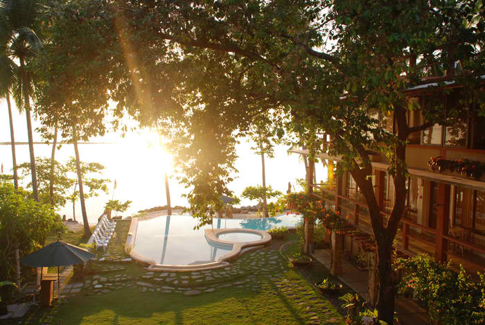 Exploring the Beauty of Negros Occidental: PUNTA BULATA WHITE BEACH ...