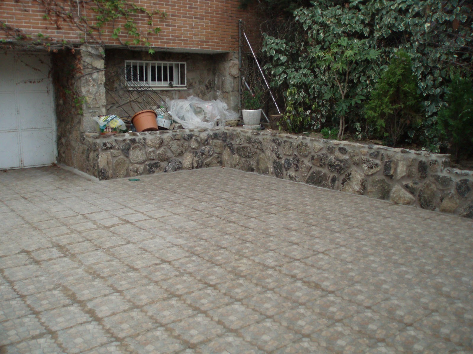Regilera: Solado exterior