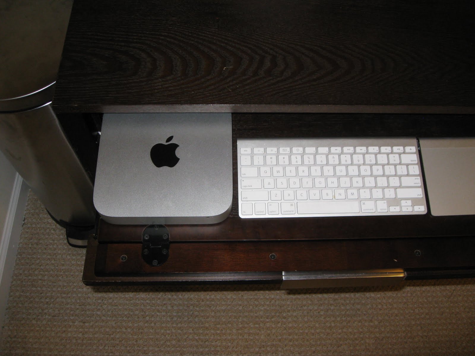 Dremel Junkie: Completed Mod - Mac Mini with iMac G4 and G5 dual monitors