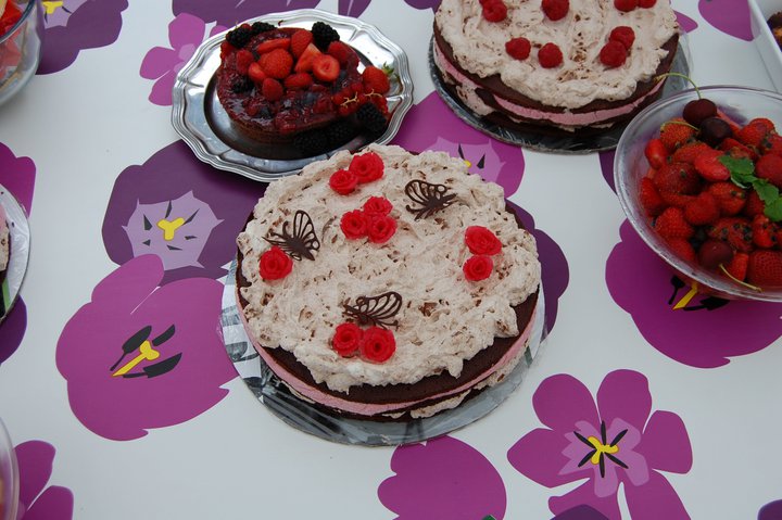 Den Søde Tand: Rutebilslagkage med hindbærskum