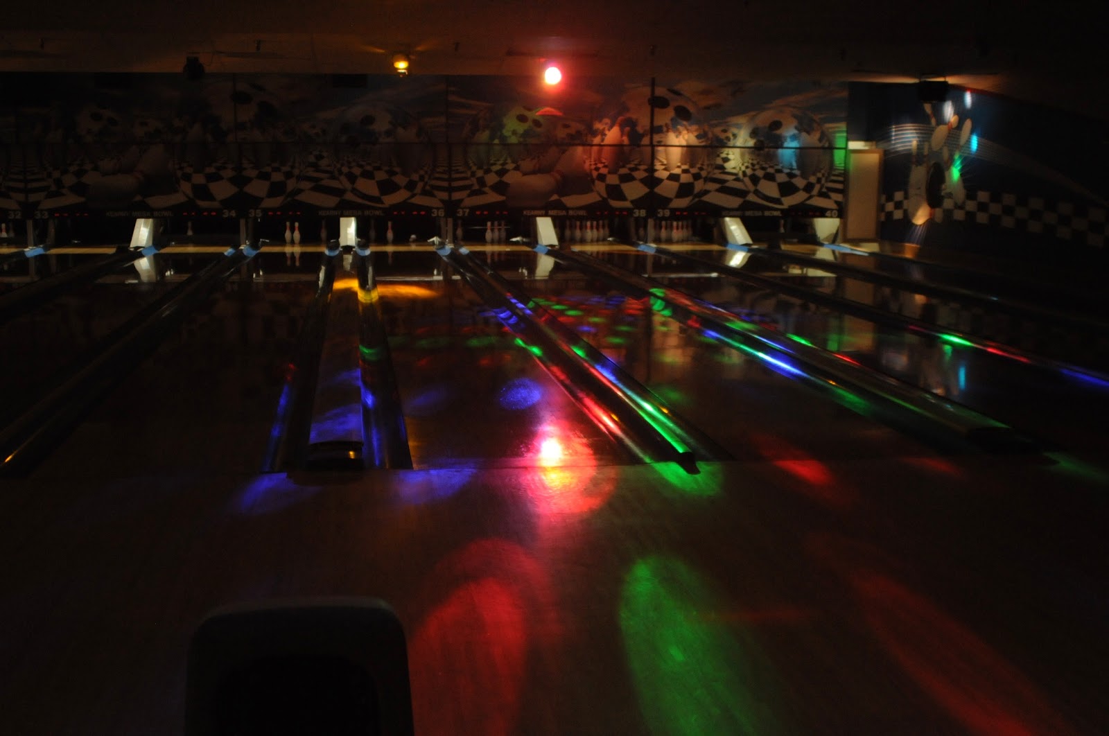VerT: CHRISTMAS BOWLING THIS FRI