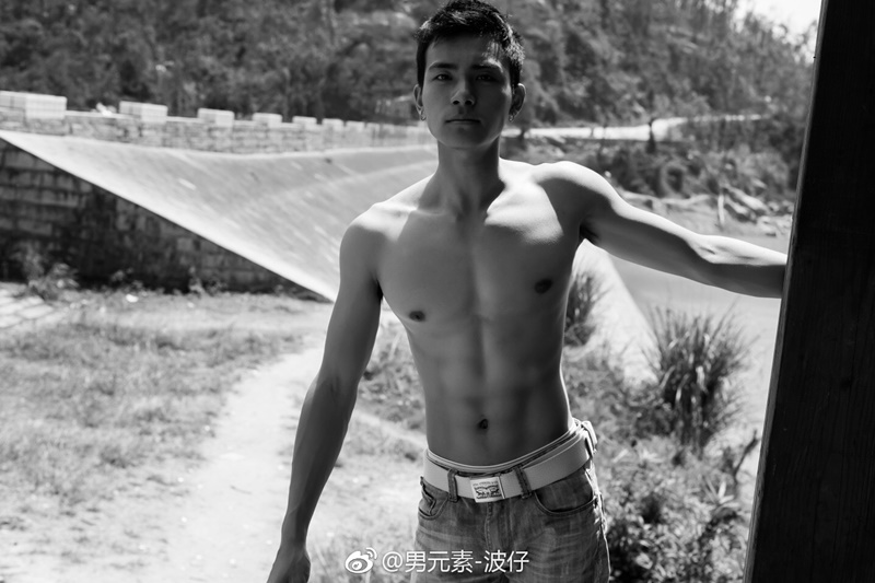 Grand Boyzone: Solo Man X25