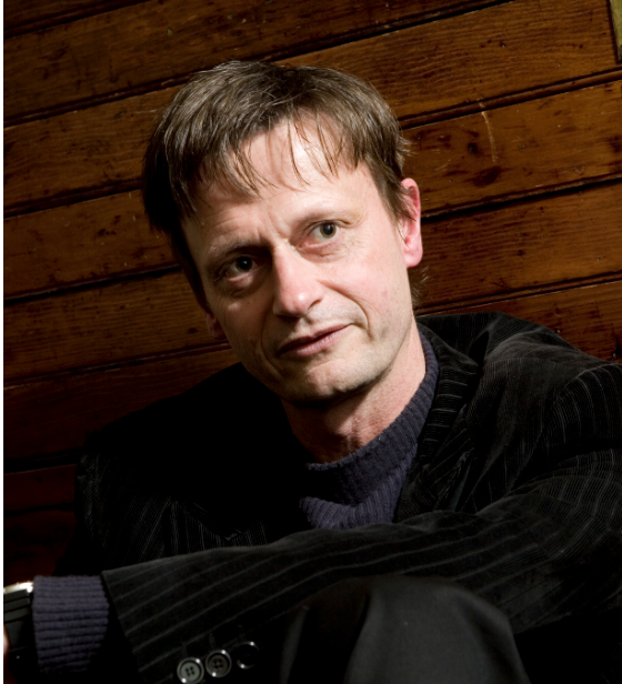 Kids' Book Review: 12 Curly Questions with author Doug MacLeod