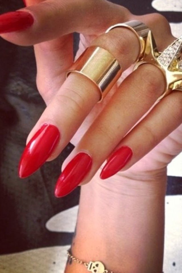 Josie Bennett : All About Everything : Claw Nails : Love or Loath Them