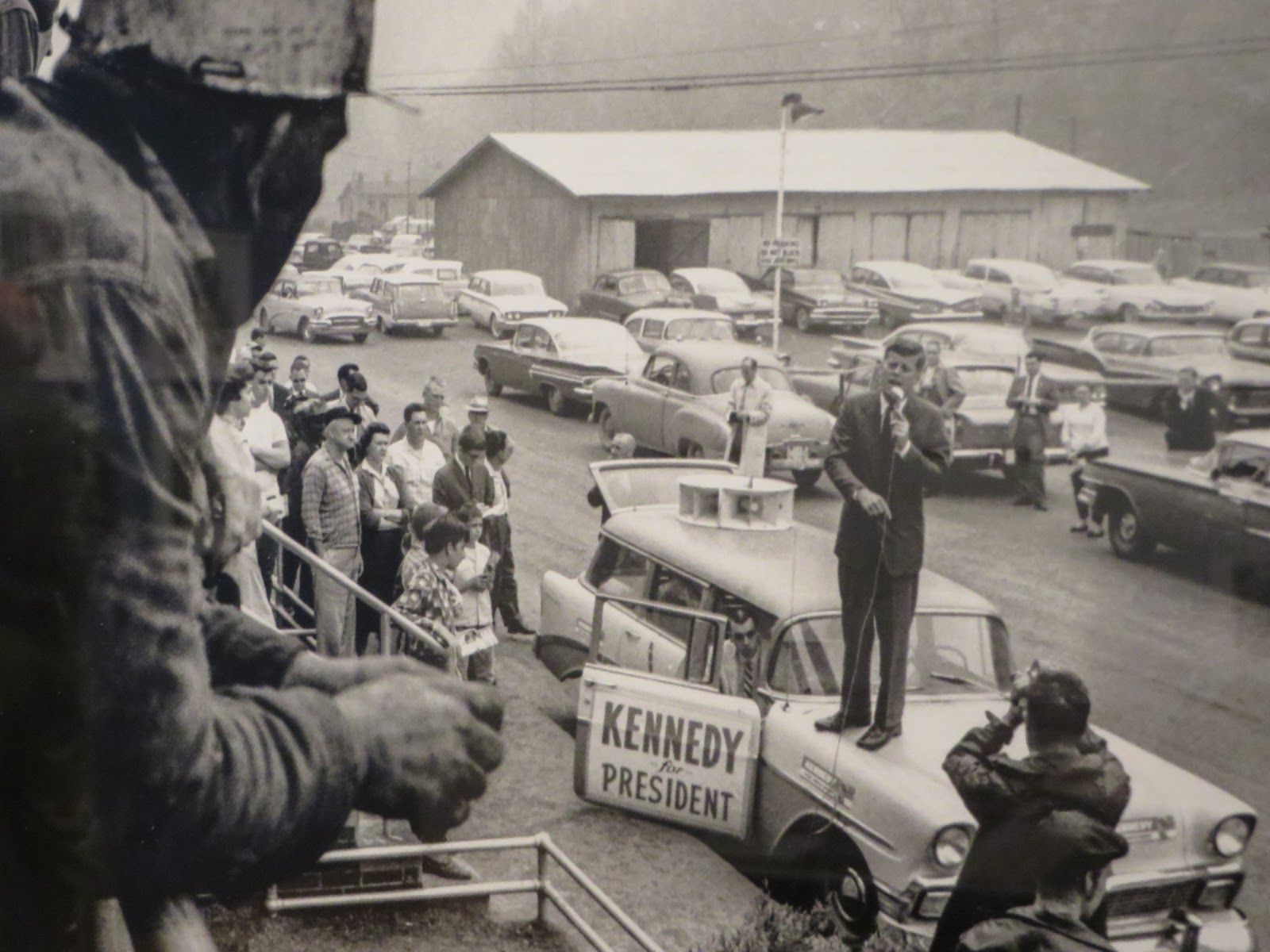 Washington Speaks: JFK photographs leave the Smithsonian today